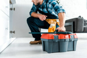 Handyman Contractor Insurance: Importance, & Why You Need It